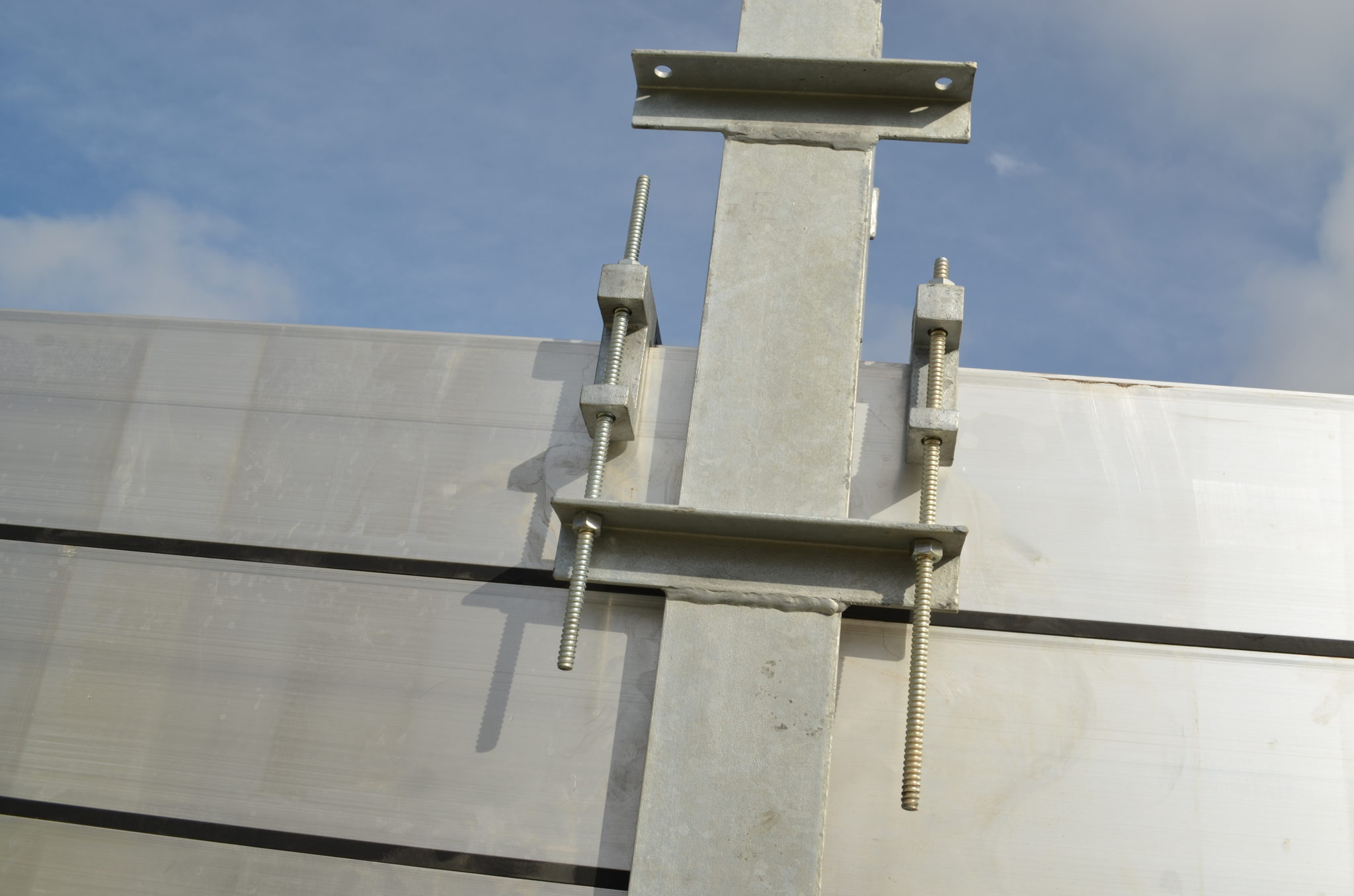 Flood Wall Installations & Applications | Flood Control America